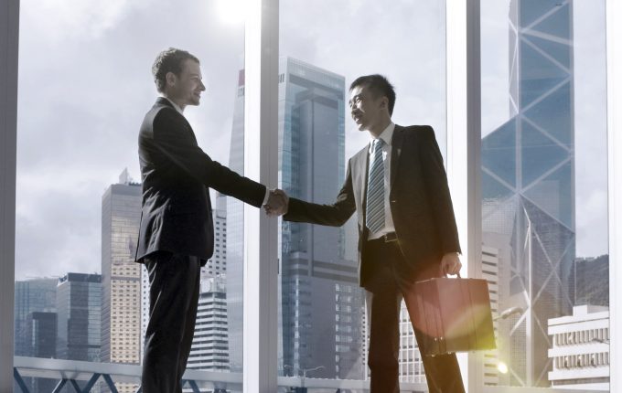 A Newcomer’s Guide To Business Meeting Etiquette In Hong Kong ...